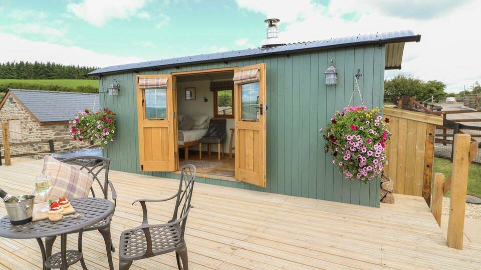 Rhayader - The outdoors Capital of Wales | Where to stay